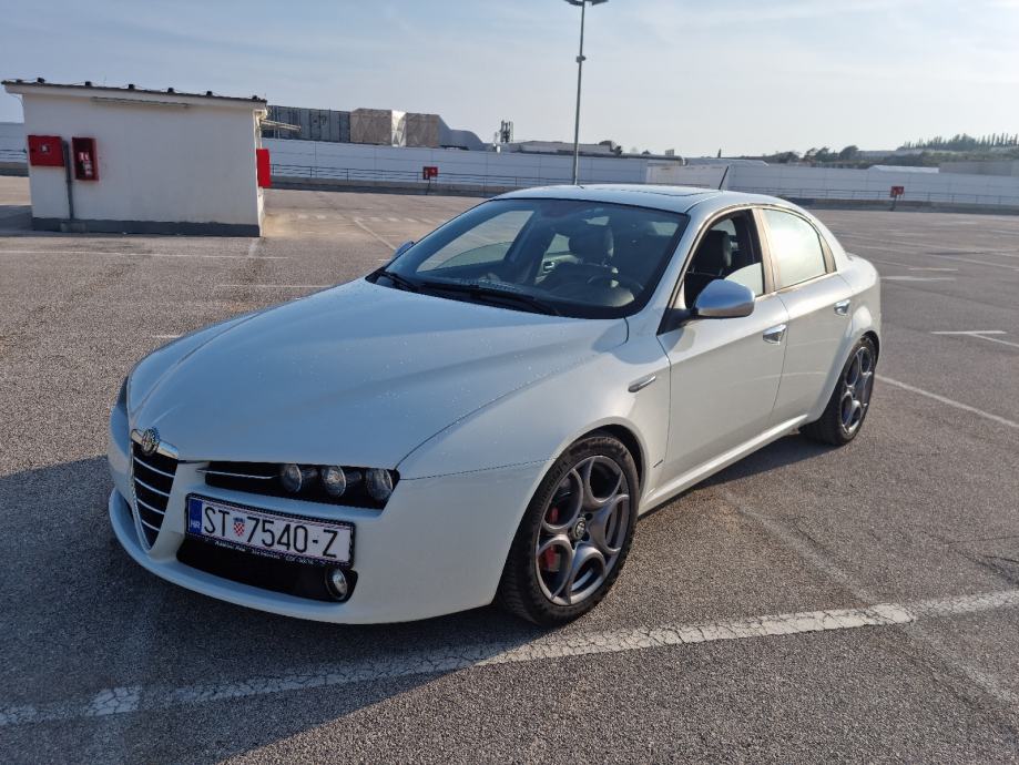 Alfa Romeo 159 1,8 TBi, 2010 god.
