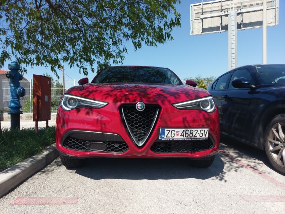 AR Stelvio 2.0 launch edition, 2017 god.