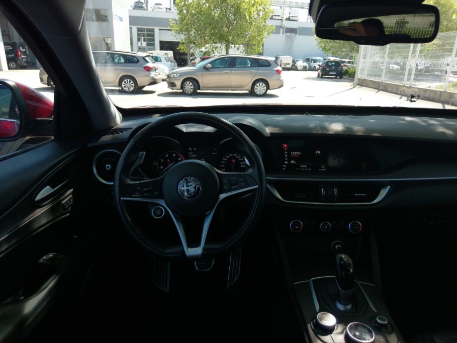 AR Stelvio 2.0 launch edition, 2017 god.