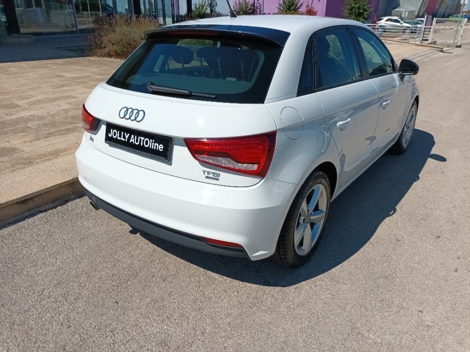 Audi A1 1,0 TFSI USLUŽNA PRODAJA, 2017 god.