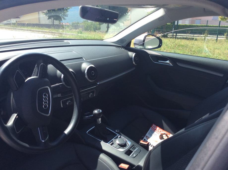 Audi A3 1,6 TDI Ambiente Style, 2015 god.