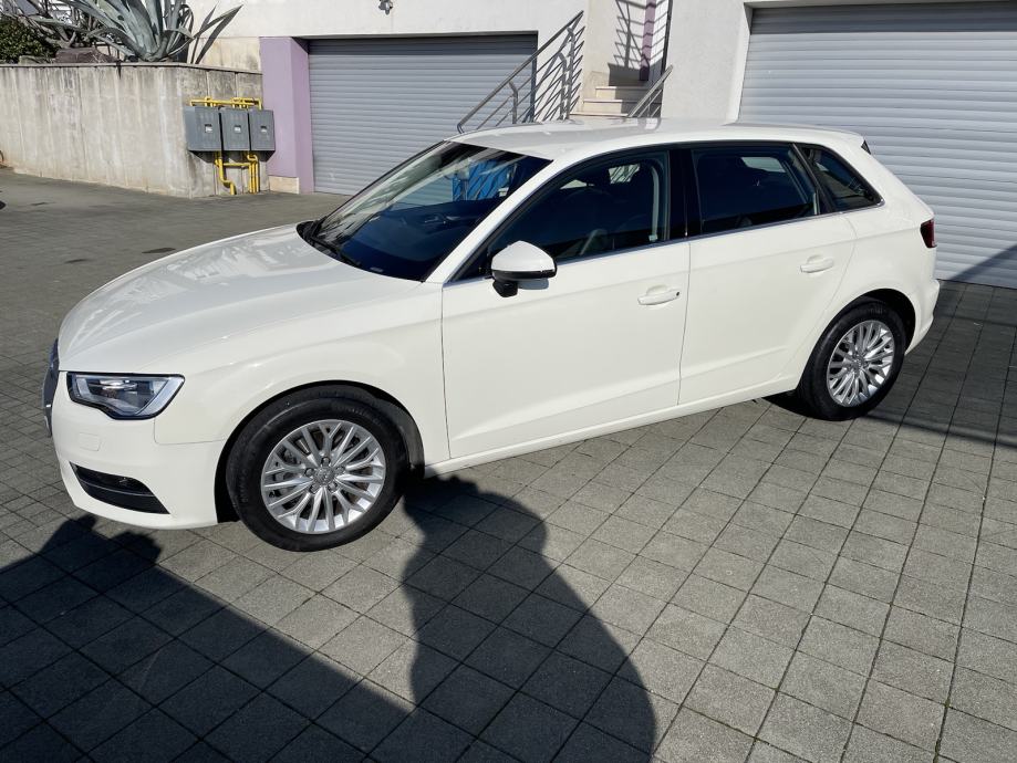 Audi A3 1,6 TDI Sport S-tronic automatik, 2015 god.
