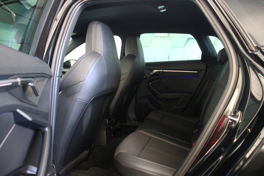 Audi A3 35TDI S-Line S-Tronic S-Line Matrix LED COCKPIT KAMERA DAB ...