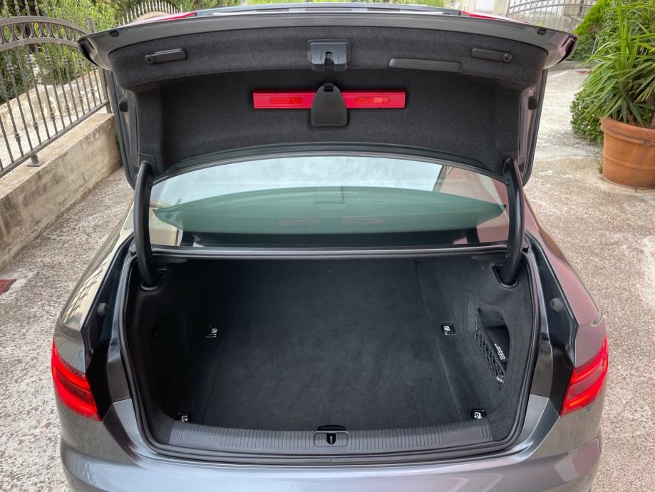 Audi A4 30 TDI-REZERVIRANO!, 2019 god.