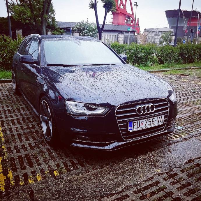 Audi A4 Avant S LINE BLUE MARINE 2.0TDI177KS, 2012 god.