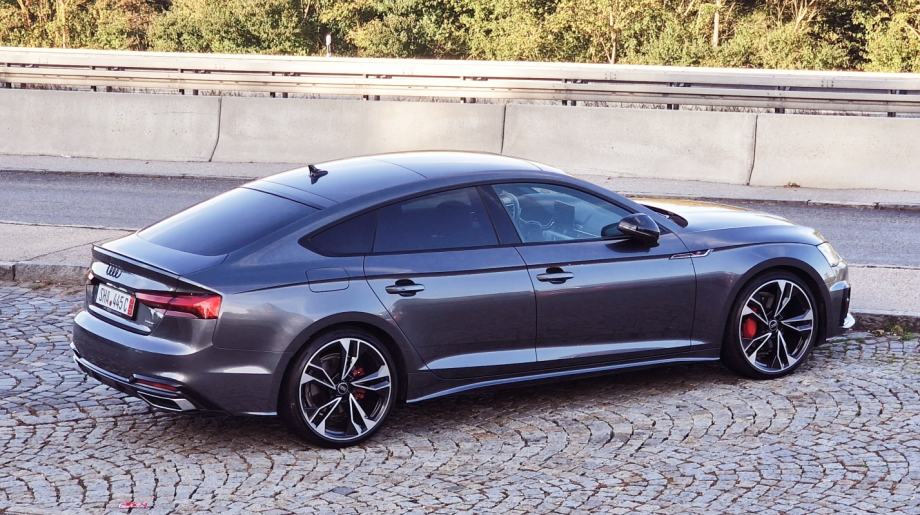Audi A5 Sportback 40 TDI quattro S-Line Edition, 2022 god.