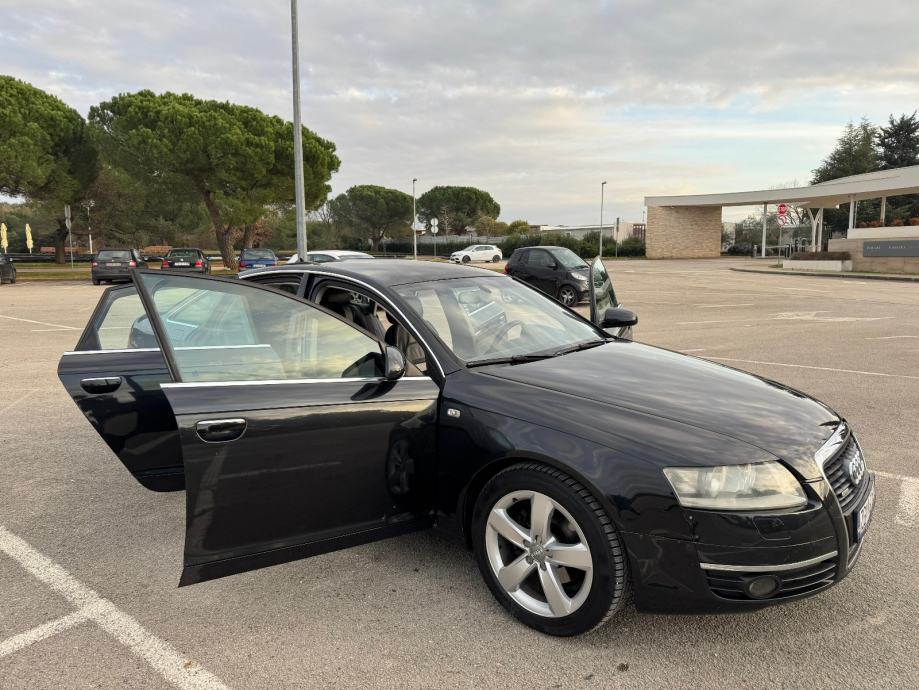 Audi A6 2,4 V6, 2004 god.