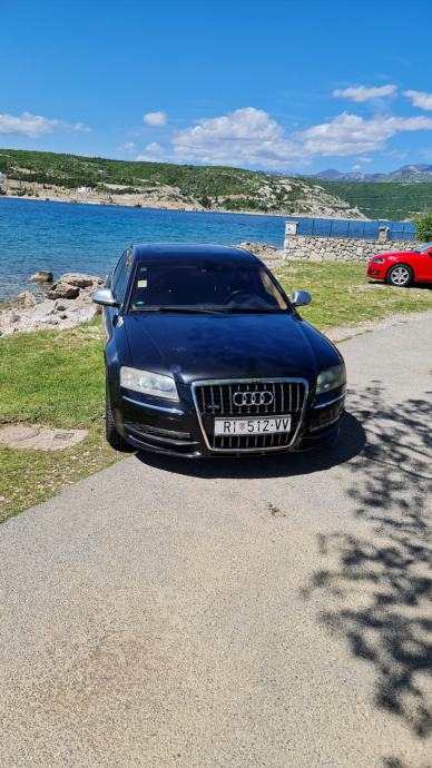 Audi A8 LWB 4,2 V8, 2004 god.