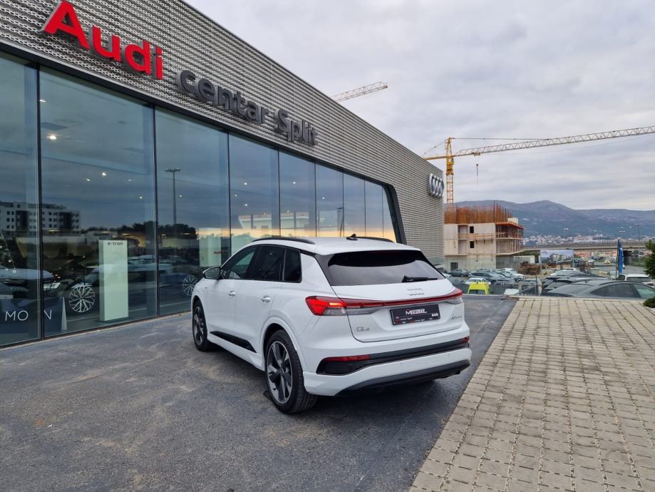 Audi Q4 e-tron S line+Black+Sonos+MMI Pro+Matrix+keyless+ambi+++, 2022 god.