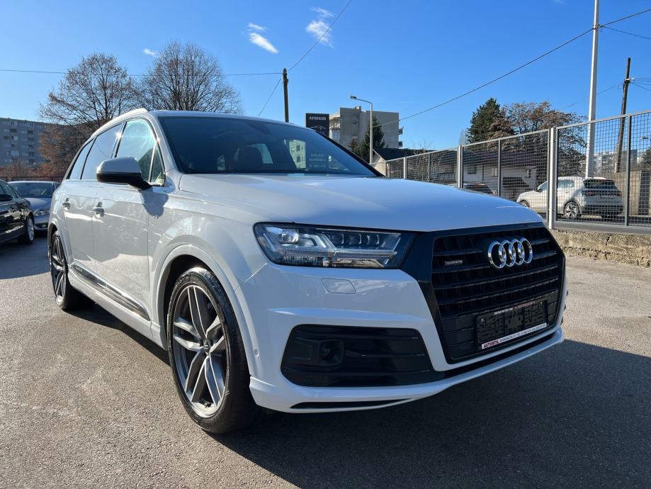 Audi Q7 3,0 TDI QUATTRO **S LINE**3 x DVD** 7 SJEDALA**NIGHT PAKET**, 2016 god.
