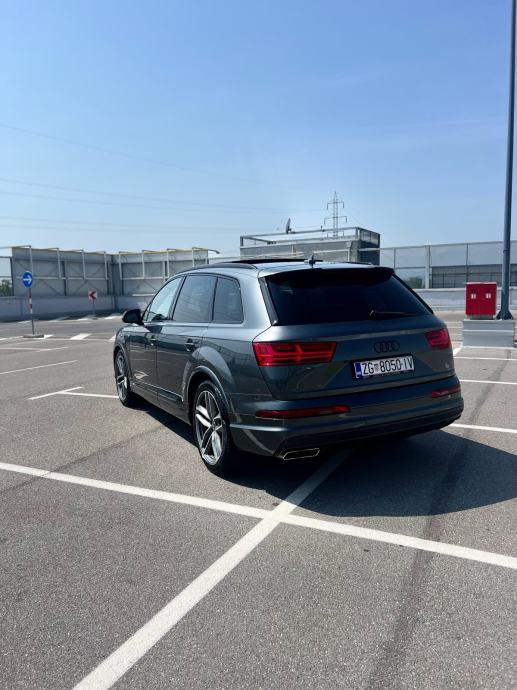 Audi Q7 3,0 TDI Sline, 2018 god.