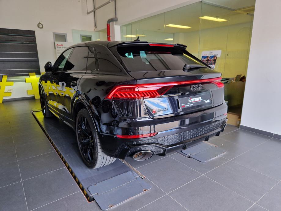 Audi RSQ8 quattro tiptronic*HD Matrix*RS ispuh*Navi*Bang*Masaža*, 2021 god.