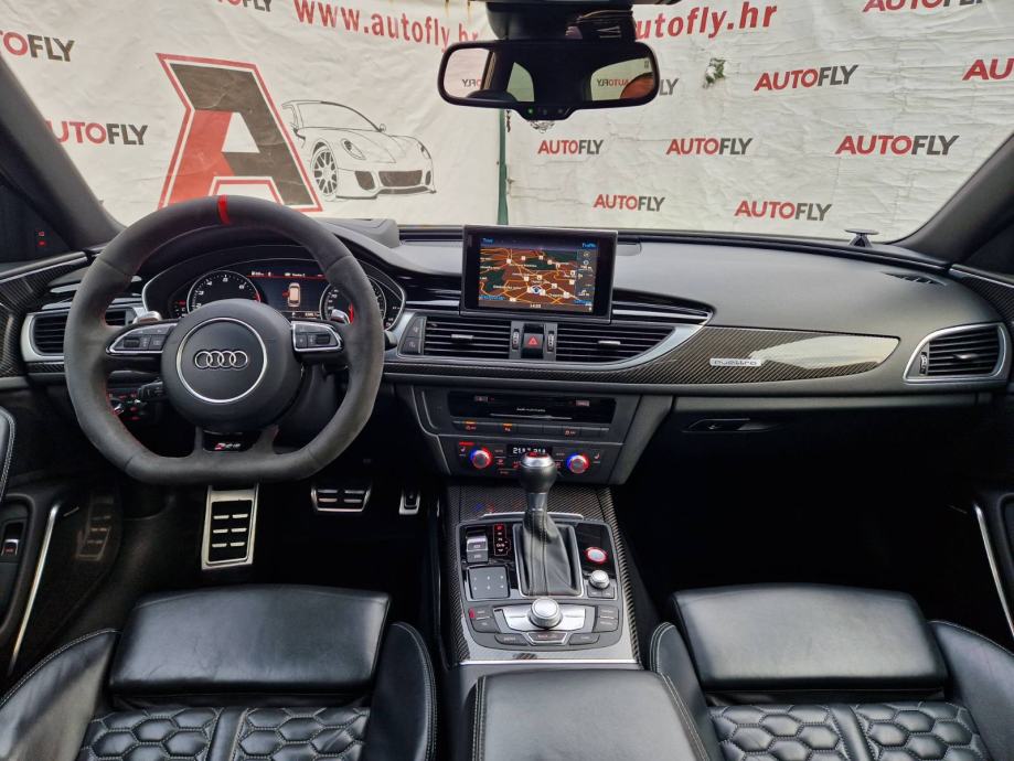 Audi RS6 Avant Quattro, Panorama, Akrapovič, Matrix, B&O, 360kam, PDV ...