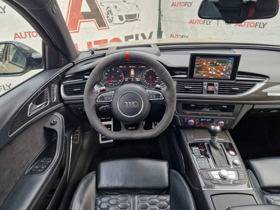 Audi RS6 Avant Quattro, Panorama, Akrapovič, Matrix, B&O, 360kam, PDV ...