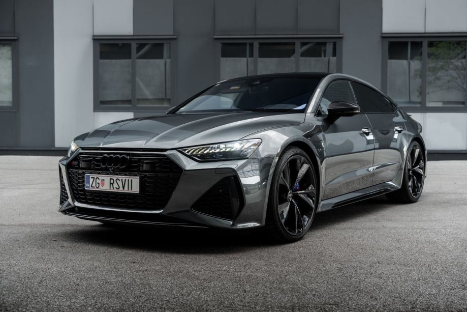 AUDI RS7 RS DYNAMIC B&O MATRIX PANORAMA DRC KARBON PDV DUGOROČNI NAJAM ...