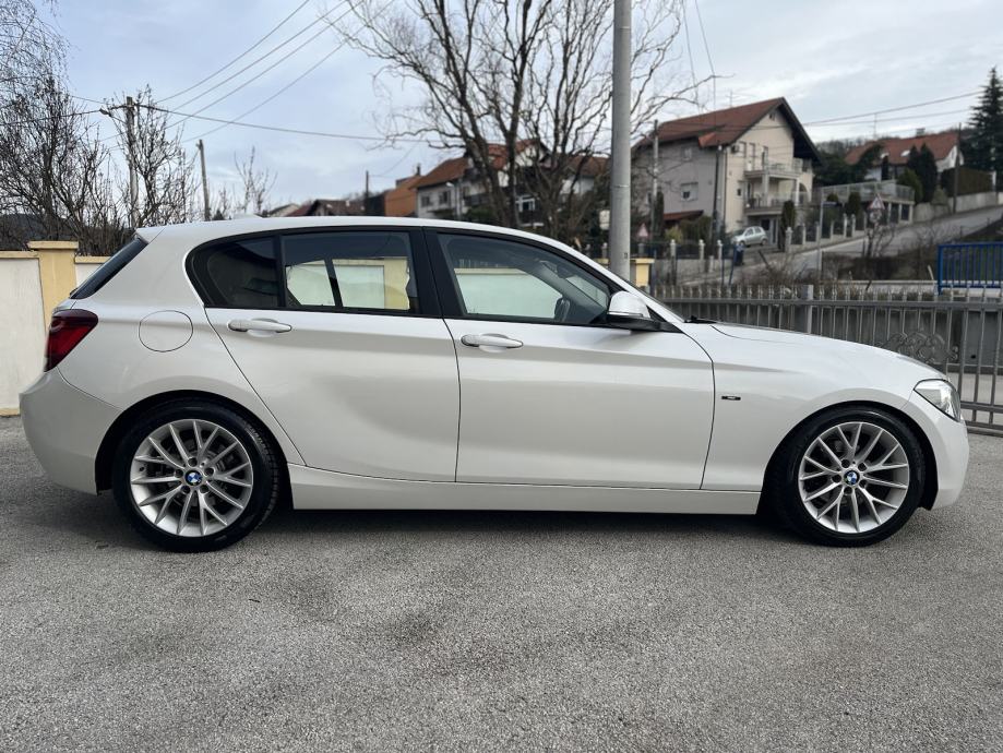 BMW 118d *URBAN*PERLA*NAVI*BI XENON*ODLIČAN*God dana REG*, 2014 god.
