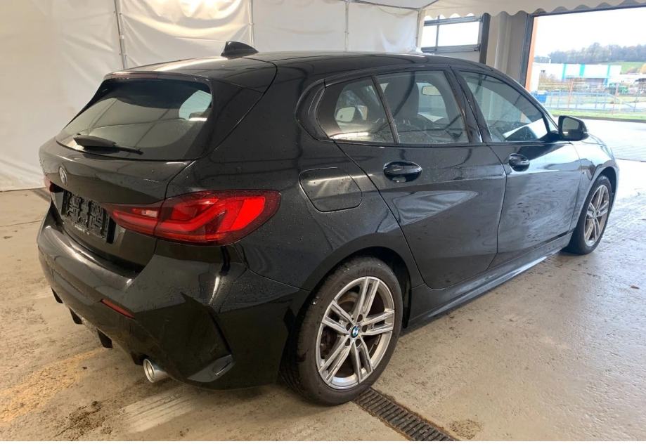 BMW 120d Msport LED, 2021 god.