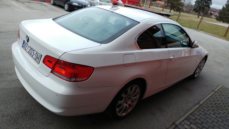 BMW 3 Coupe 330XD mog zamjena, 2009 god.