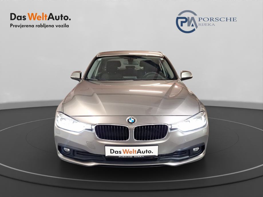 BMW 318d Silver 25 Aut., 2018 god.