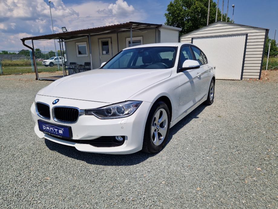 BMW 320d REG 04/25, NAVI,TEMPOMAT,NOVE GUME,SERVISNA, 2013 god.