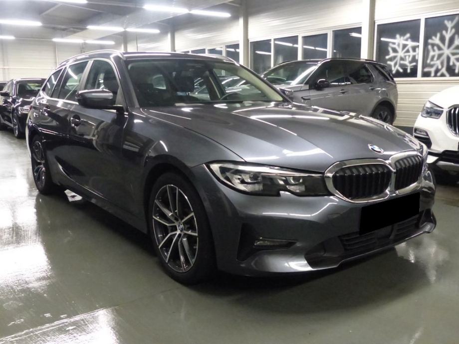 BMW 330 d xDrive Advantage*LED*ACC*NAVI*LIVE COCKPIT, 2020 god.