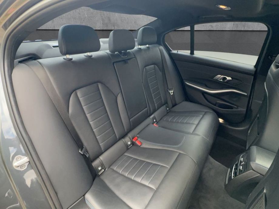 BMW 330i M Sport Laser HUD RFK GSD Live Cockpit, 2020 god.