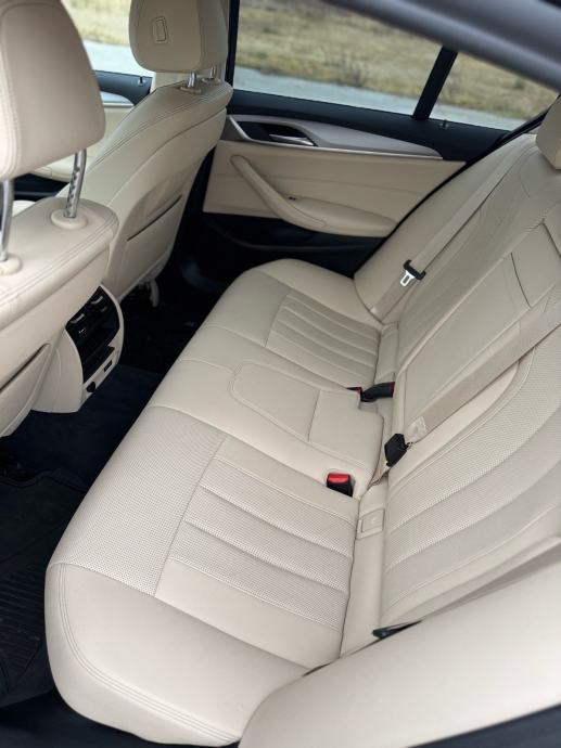 BMW 520d LCI-KOZA-WEBASTO-VIRTUAL-KAMERA-RADAR-HEAD UP-CARPLAY-TOP ...