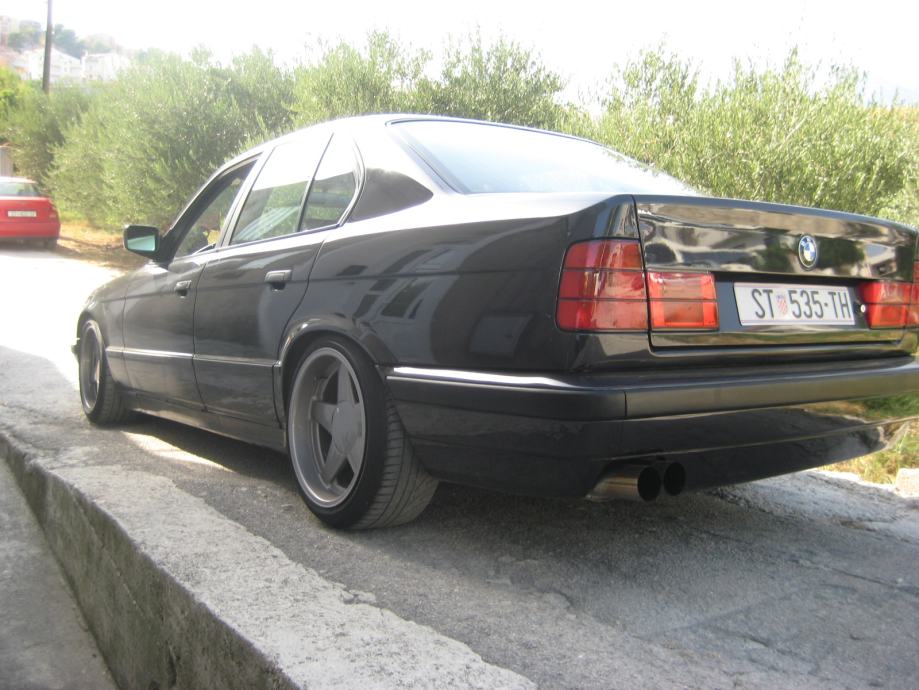 BMW 525i 2300€, 1992 god.