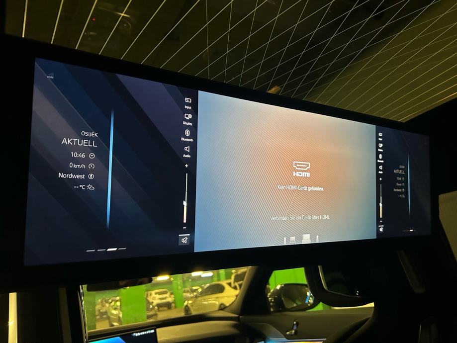 BMW 740xd 2024 M Sport Sky Kino B&W Iconic 21” 18 000km, 2024 god.