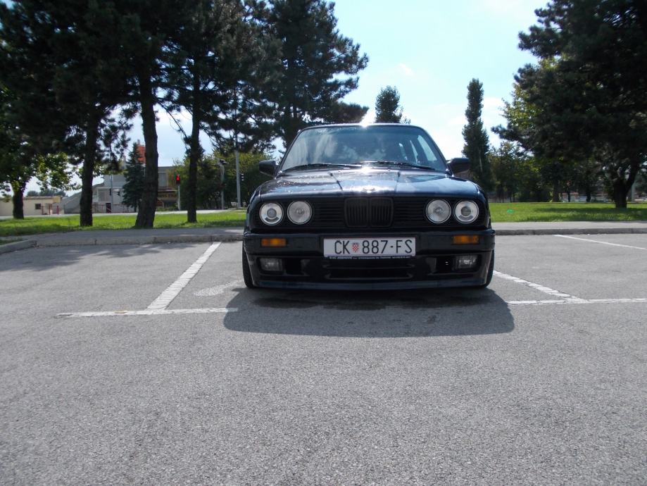 BMW E30 serija 3 325i kocka kockica, 1988 god.