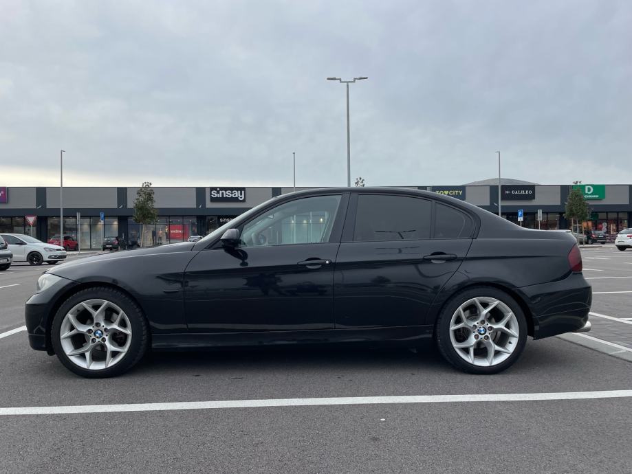 BMW e90 2008 god, 2008 god.