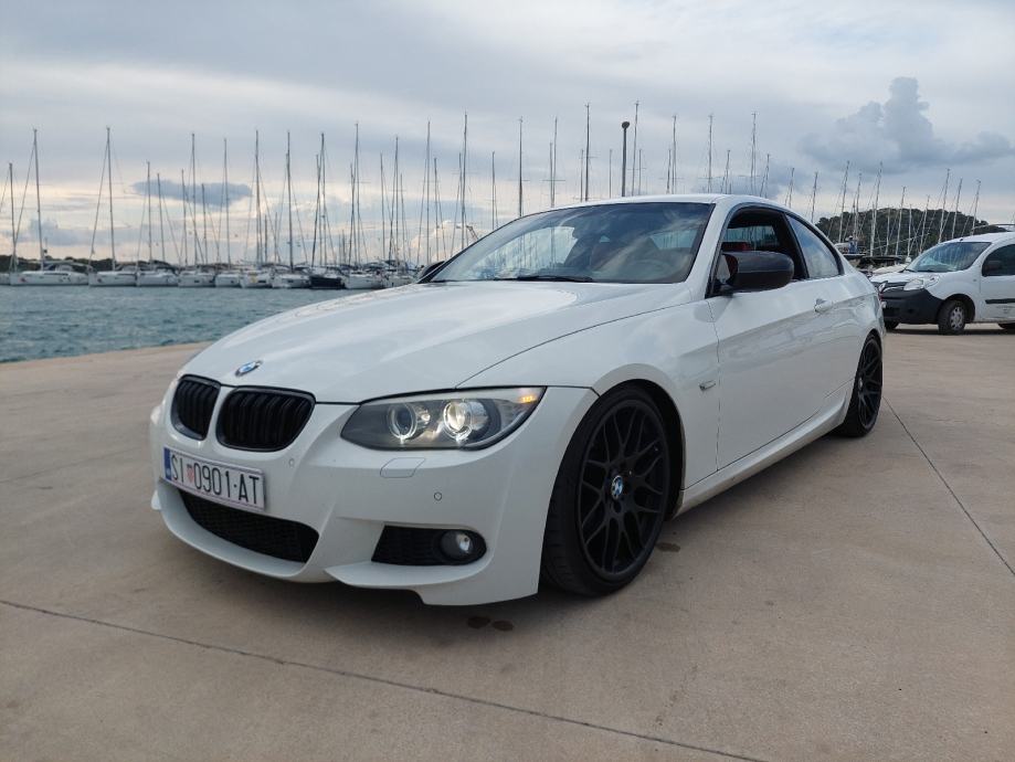 BMW E92 330d, 2010 god.
