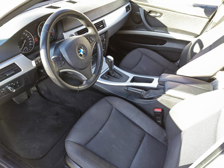 BMW M3 318 automatik, 2011 god.