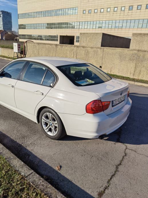 BMW M3 318 automatik, 2011 god.