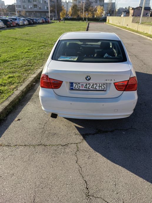 BMW M3 318 automatik, 2011 god.