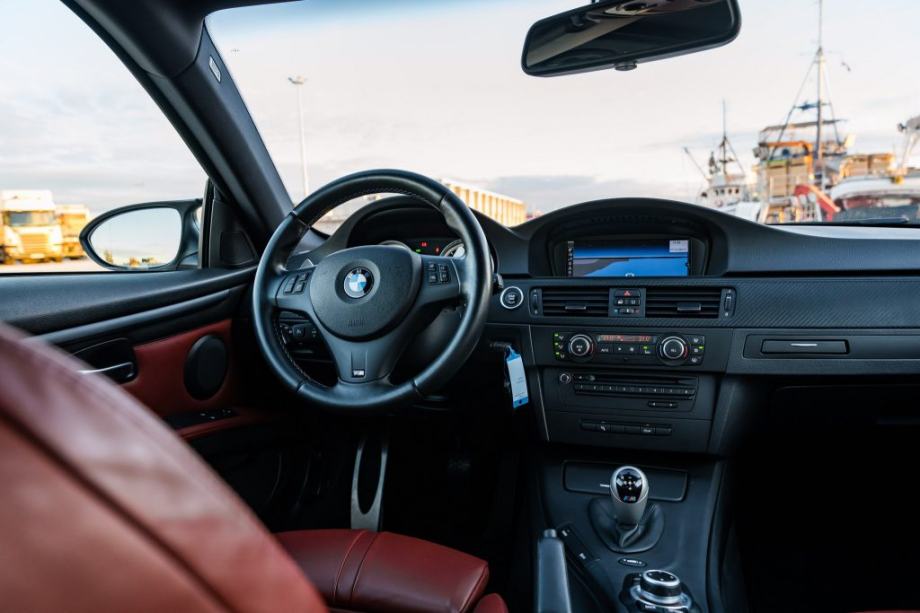 BMW M3 E92, DKG, HiFi, Šiber, Koža, Mem. sjedala, Navi, M Performance ...
