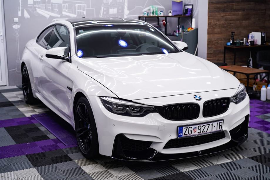 BMW M4 LCI Akrapovič, 2017 god.