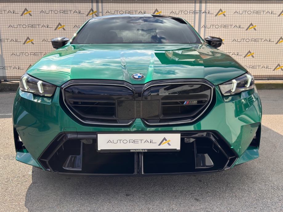 BMW M5 xDRIVE M DRIVER PAKET B&W CARBON HEAD UP REGISTRIRAN, 2025 god.