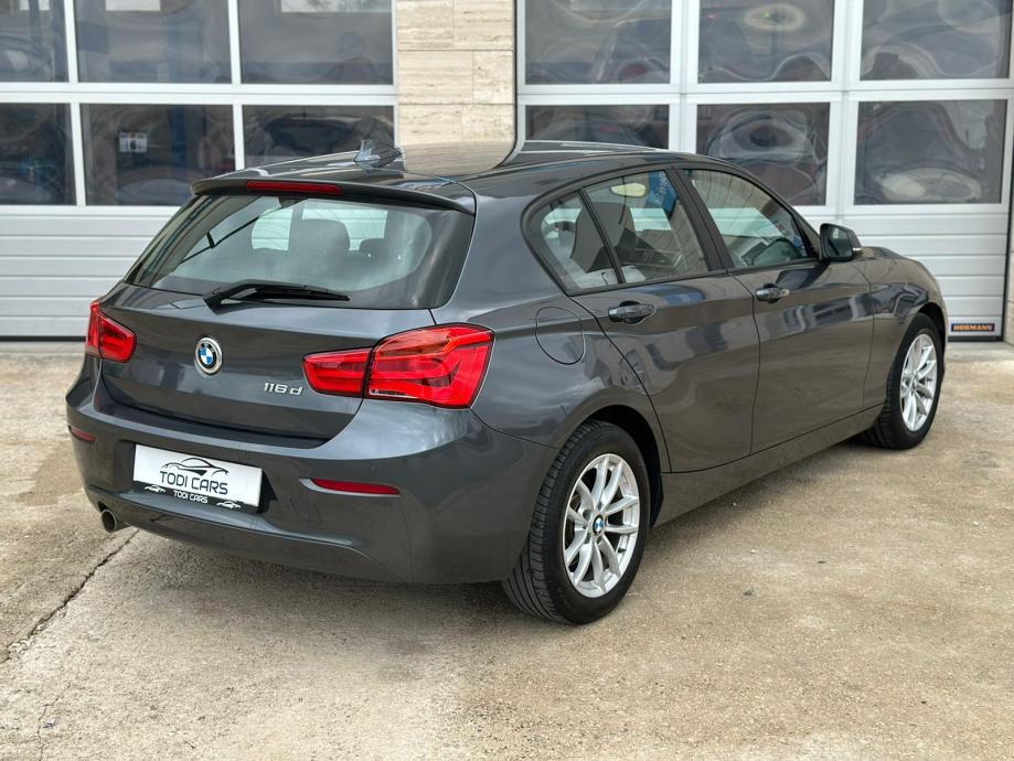 BMW serija 1 116d★Automatik★LED★Navi★Reg 5/24, 2017 god.