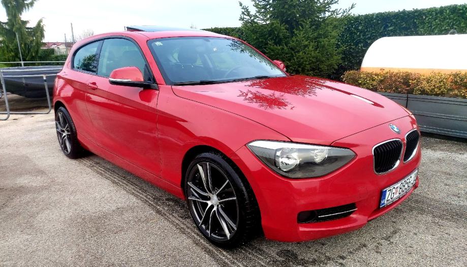 BMW 116 I, 2012 god.