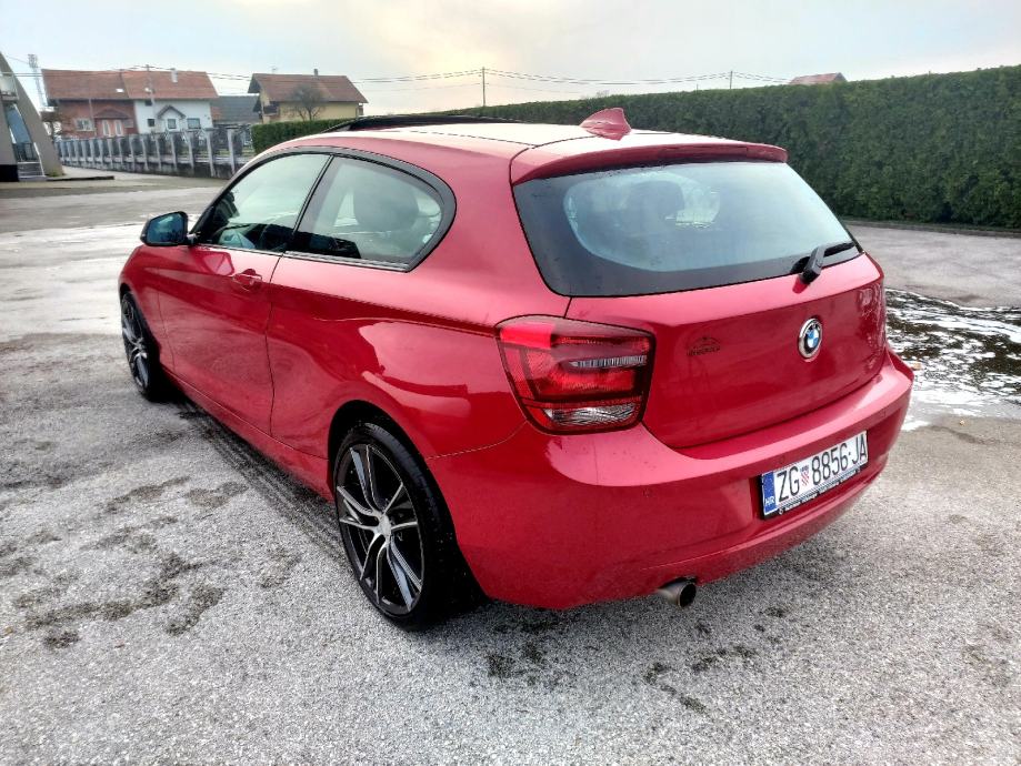 BMW 116 I, 2012 god.