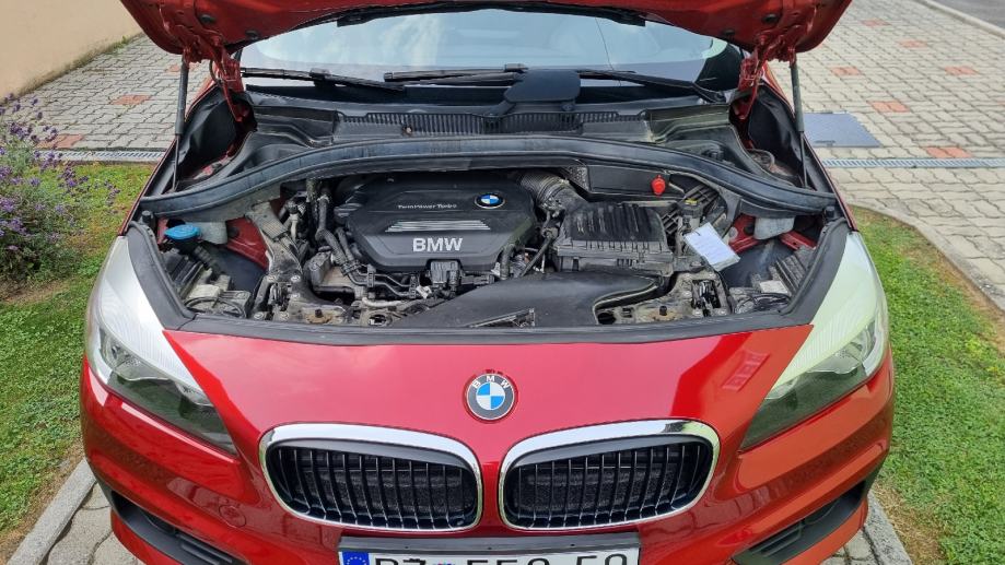 BMW serija 2 Active Tourer 214d, 2015 god.