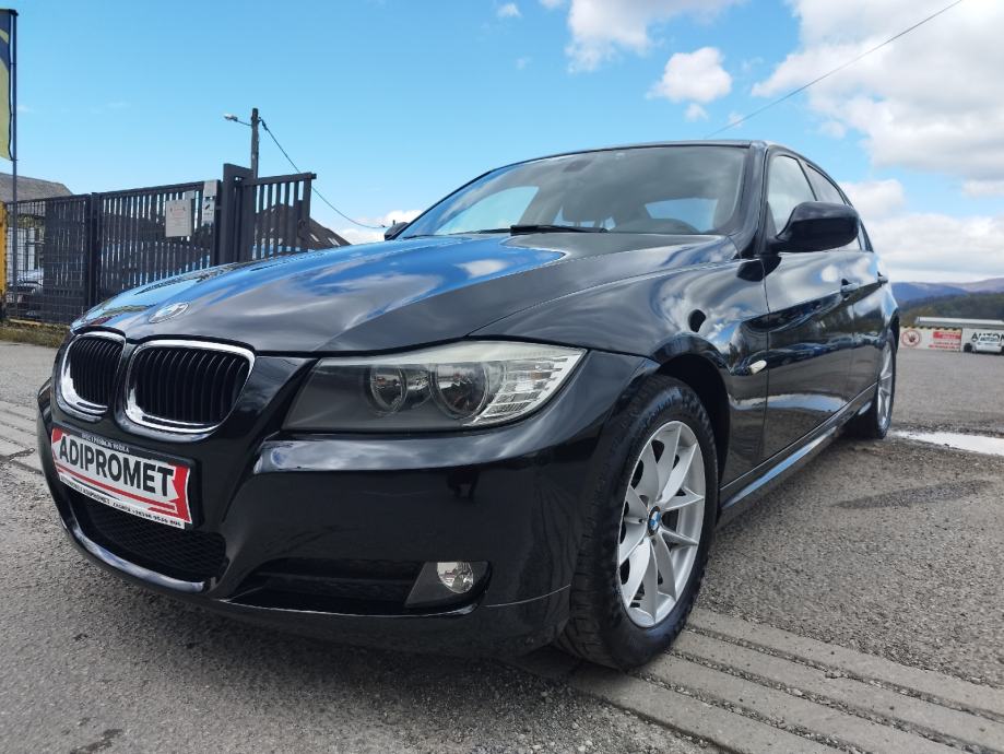 BMW serija 3 316d // REG 1 GOD // NAVIGACIJA //, 2010 god.