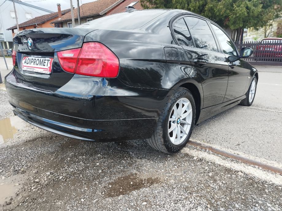 BMW serija 3 316d // REG 1 GOD // NAVIGACIJA //, 2010 god.