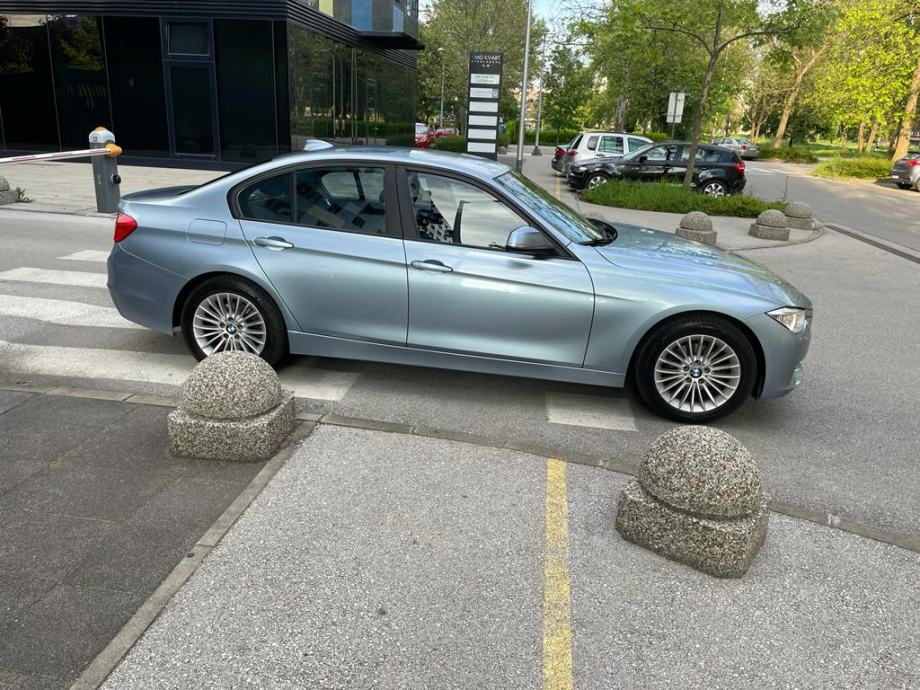 BMW serija 3 *137.800 km* Odličan, 2012 god.