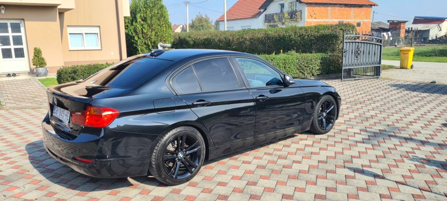 BMW serija 3 318d, 2012 god.