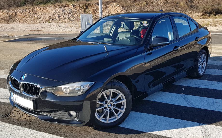BMW serija 3 F30 318d - 2012 god ☆ KOŽA , NAVI ☆ REG.03/2024☆ ZAMJENA ...