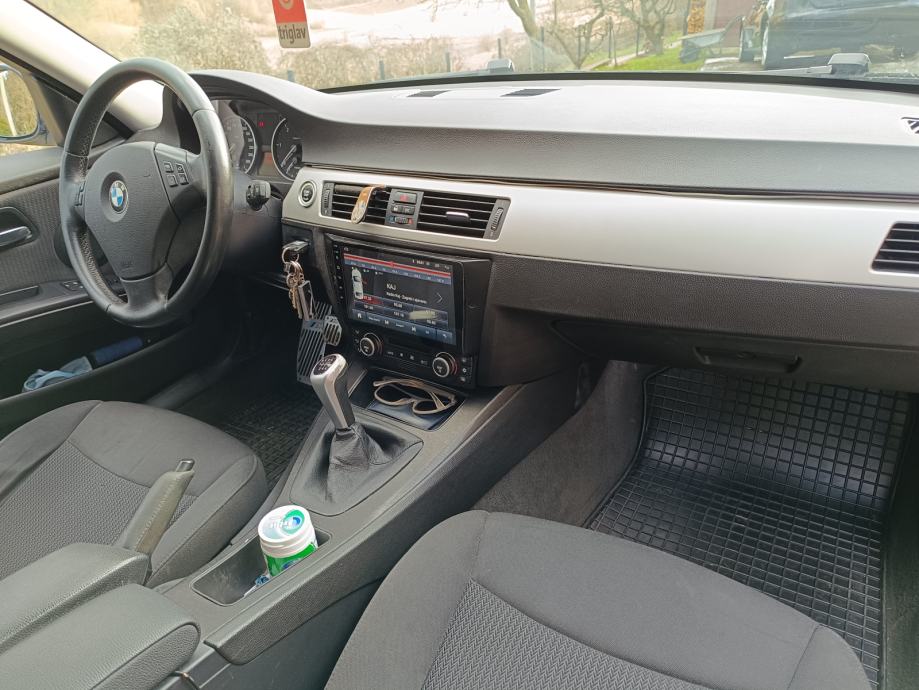 BMW e90 lci 318d Reg do 2/25, 2009 god.