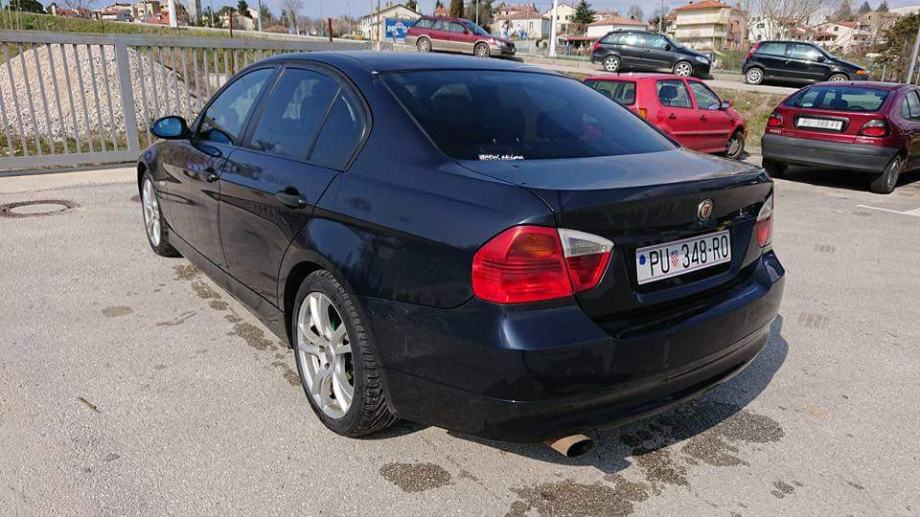 BMW e90 320d automatic, 2006 god.