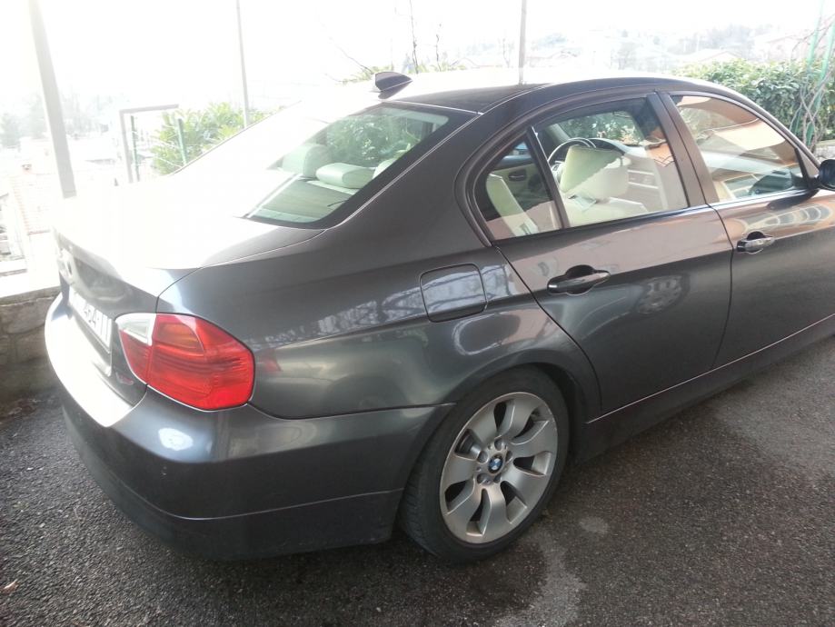 lBMW serija 3 320d, 2006 god.